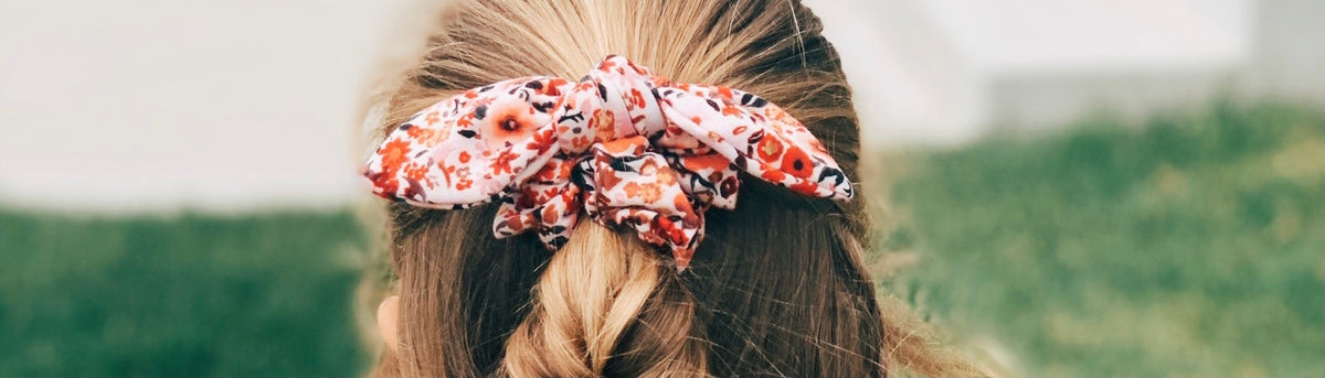 SCRUNCHIES – Stella and Gray